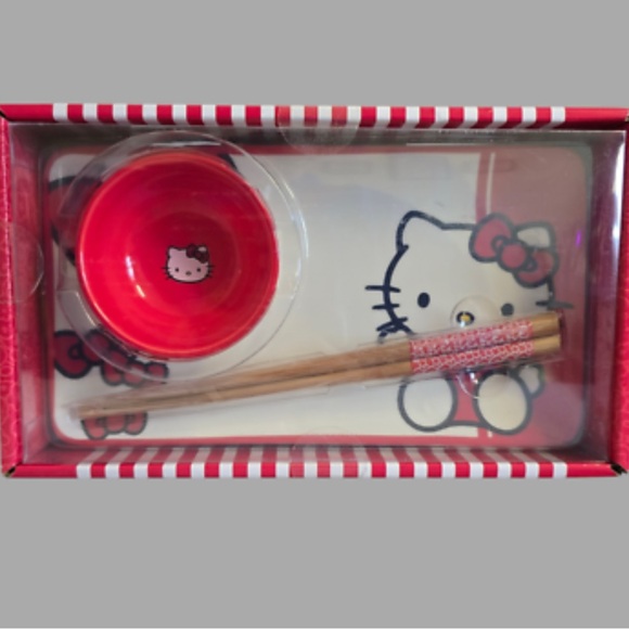 Hello Kitty | Kitchen | New Hello Kitty Ceramic Sushi Set With Dipping ...